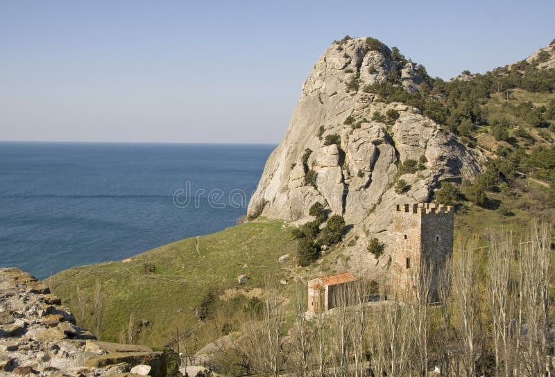 Berg Sokol (Falke) in Der Krim Stockfoto - Bild von armenisch, meer ...