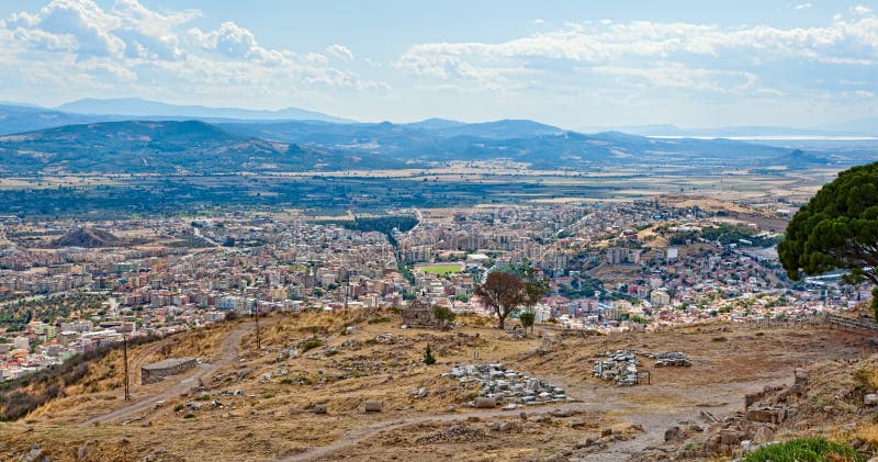 Bergama imagen de archivo. Imagen de piedra, famoso, colinas - 22618905