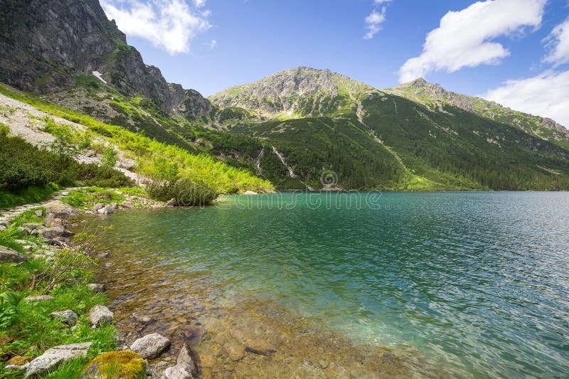 Berge Und See Tatra in Polen Stockbild - Bild von auge, eingebürgert ...