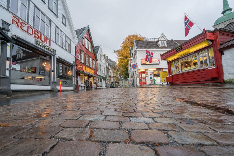 Bergen Centrum Miasta W Jesieni Zdjęcie Stock Editorial - Obraz ...