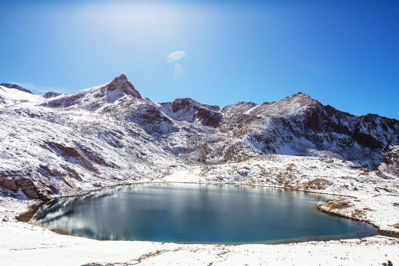 Bergen in Turkije stock foto. Image of landschap, kaukasus - 102379298