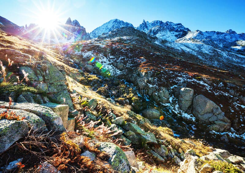 Bergen in Turkije stock foto. Image of piek, najaar - 103907672