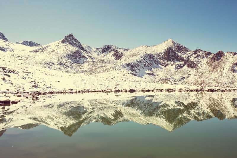 Bergen in Turkije stock foto. Afbeelding bestaande uit autumn - 102457480