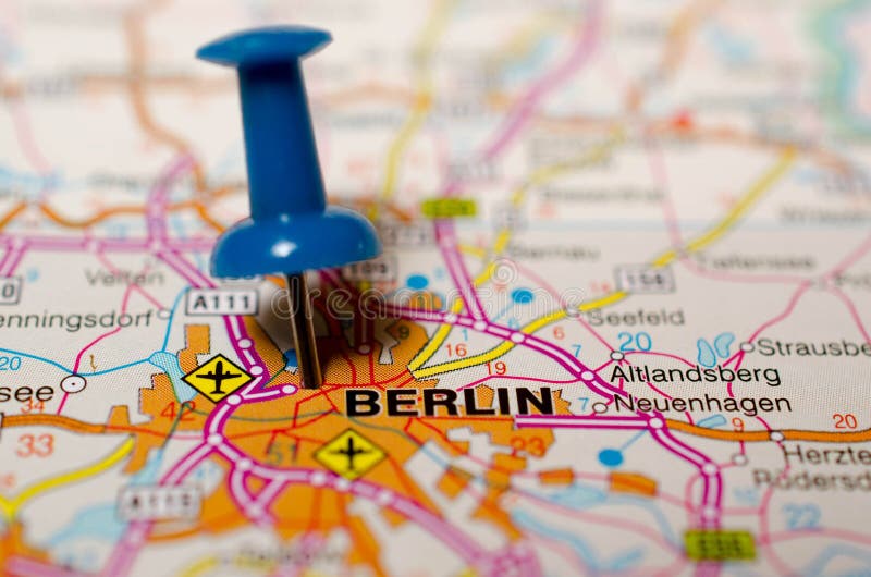 Berlim no mapa foto de stock. Imagem de estrada, papel - 122545218