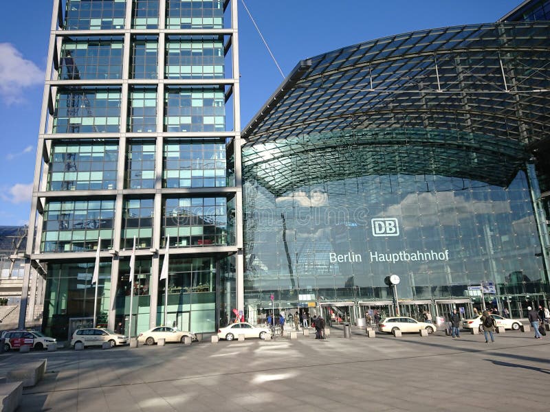 Berlin DB Deutsche Bahn Hauptbahnhof Obraz Editorial - Obraz złożonej z ...