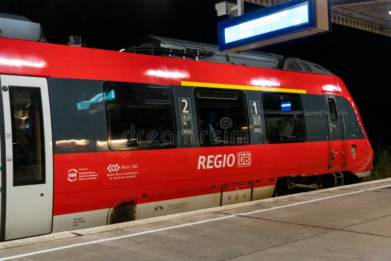 German DB Regio train editorial stock image. Image of power - 174052159