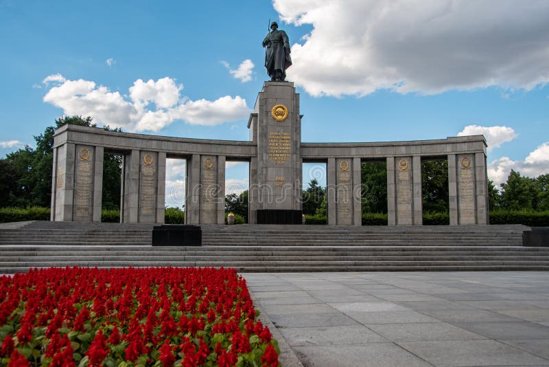Berlin, Germany 28 June 2022, the Soviet Memorial in the Tiergarten ...