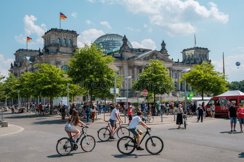 People Outside of the Reichstag Building in Berlin Germany Editorial ...