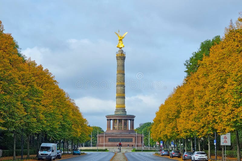 Berlin, Germany, October 2, 2022: the Famous Statue of Victory in ...