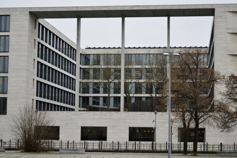 Berlin editorial image. Image of river, life, modern - 82123085