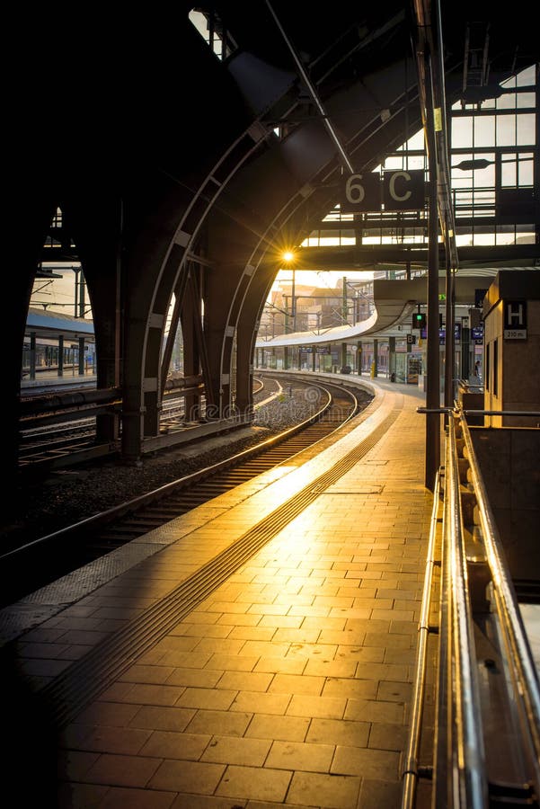 Berlin Train Station Backlight Editorial Photography - Image of berlin ...