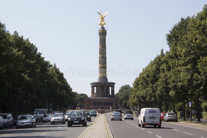 Berlin Victory Column editorial photography. Image of golden - 49377962