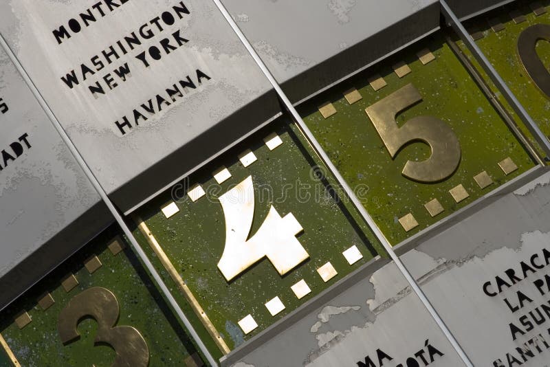 The Berlin World Time Clock Editorial Photography - Image of dividing ...