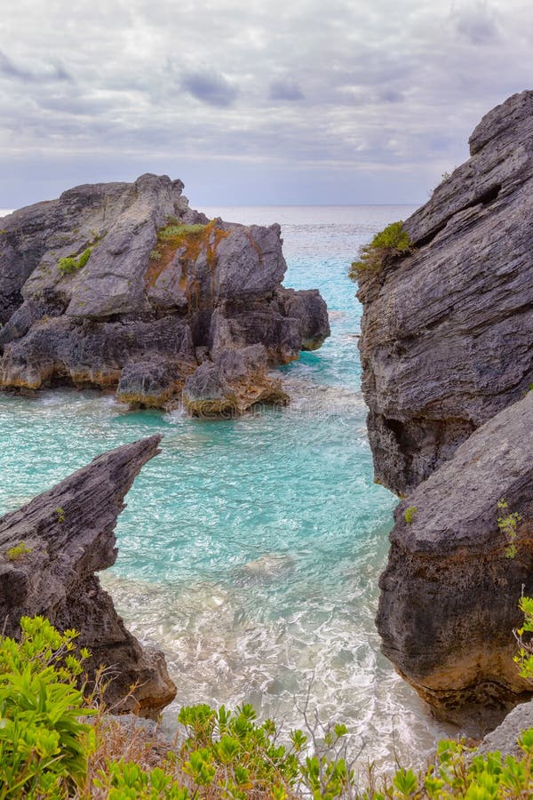 Bermuda Shoreline stock image. Image of ocean, shoreline - 30778275