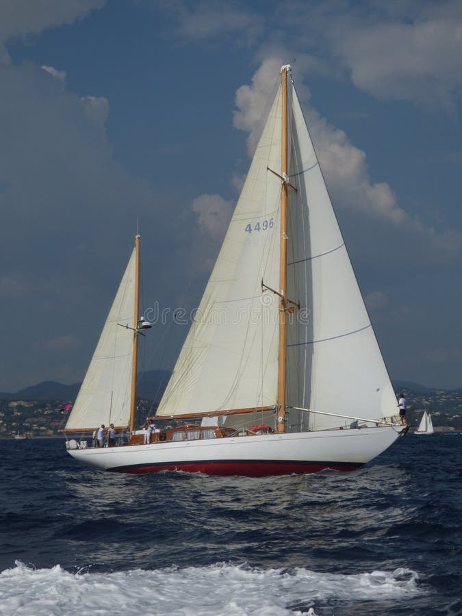 Bermudan Ketch editorial stock image. Image of tropez - 45394004