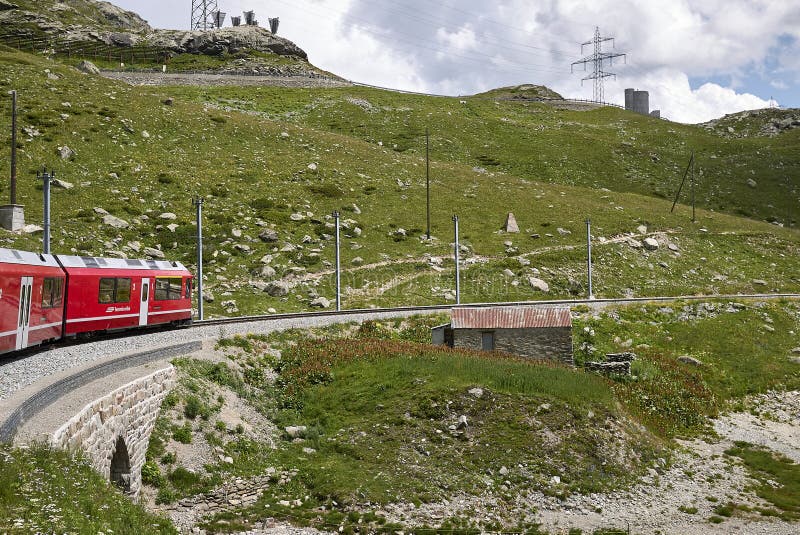 View of Bernina Diavolezza Cable Car Starting Point Editorial Stock ...