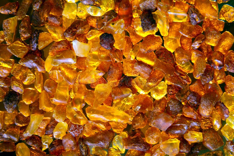 Bernsteinfarbiges raw-11 stockfoto. Bild von schönheit - 1452682