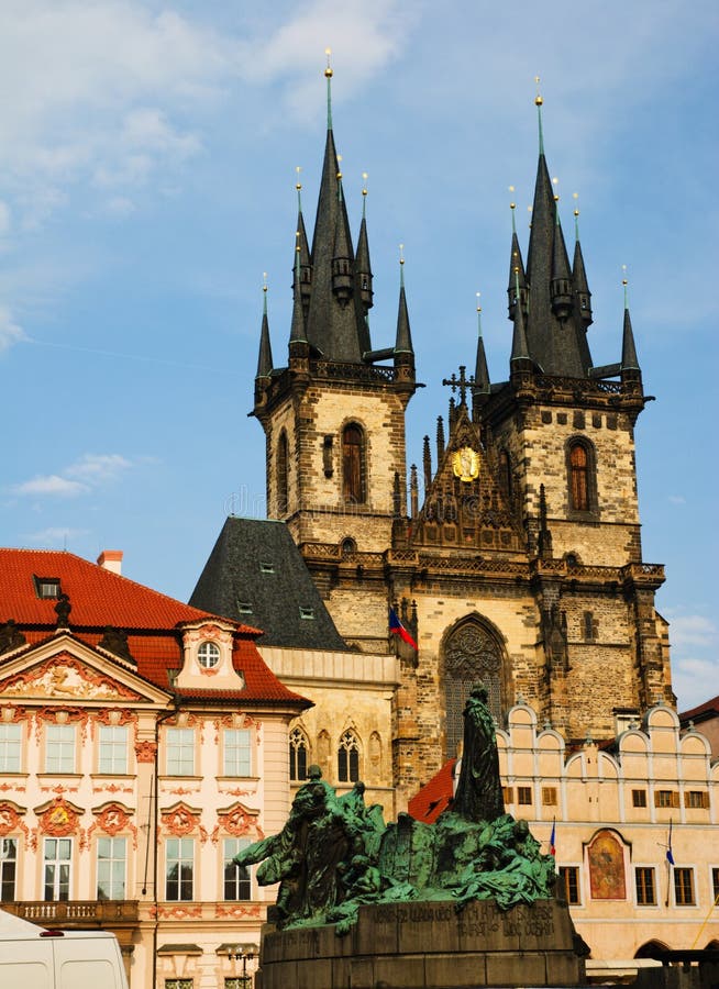 Beroemde Kathedraal in Praag Stock Afbeelding - Image of leeftijden ...