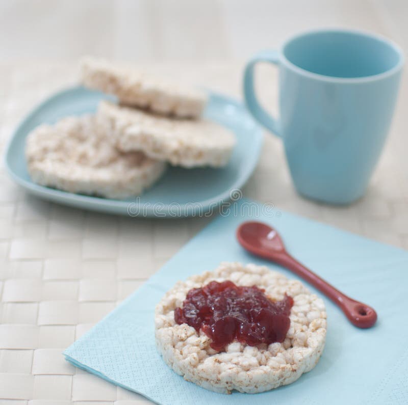 Berries Jam on the Rice Cake Stock Image - Image of healthy, crunchy ...