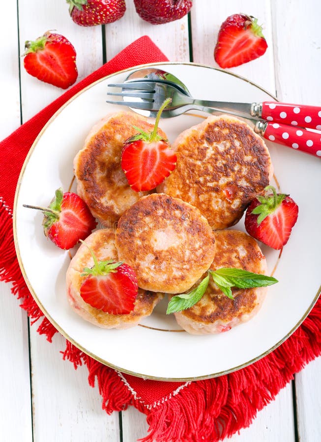 Berry fried cakes stock photo. Image of strawberry, dessert - 41559492
