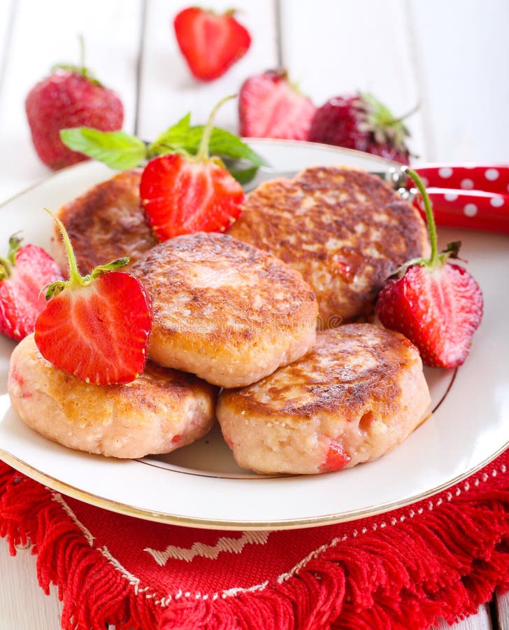 Berry fried cakes stock image. Image of baked, pancakes - 41559447