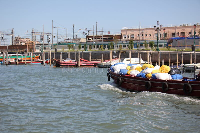 Berth editorial photo. Image of tourism, silence, mountain - 60514306