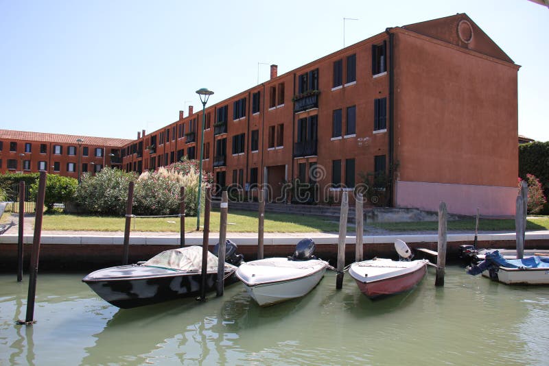 Berth editorial photo. Image of pier, berth, walk, skyline - 60514911