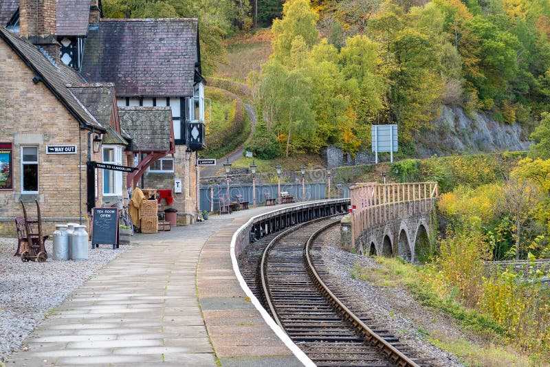 Berwyn Station on the Llangollen Railway Editorial Stock Photo - Image ...