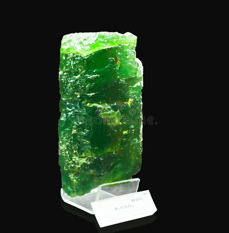 Smaragdgroene De Geode Geologische Kristallen Van Het Kristalkwarts ...