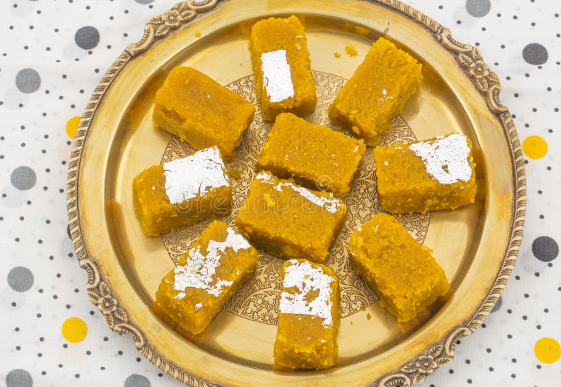 Besan Chakki photo stock. Image du mangez, teatime, manger - 105528868