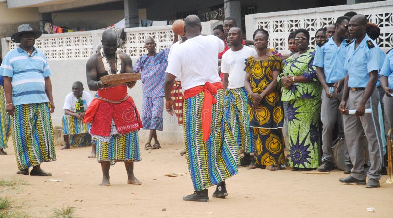 BESCHAFFUNGS-BERECHTIGUNG redaktionelles stockfotografie. Bild von korb ...