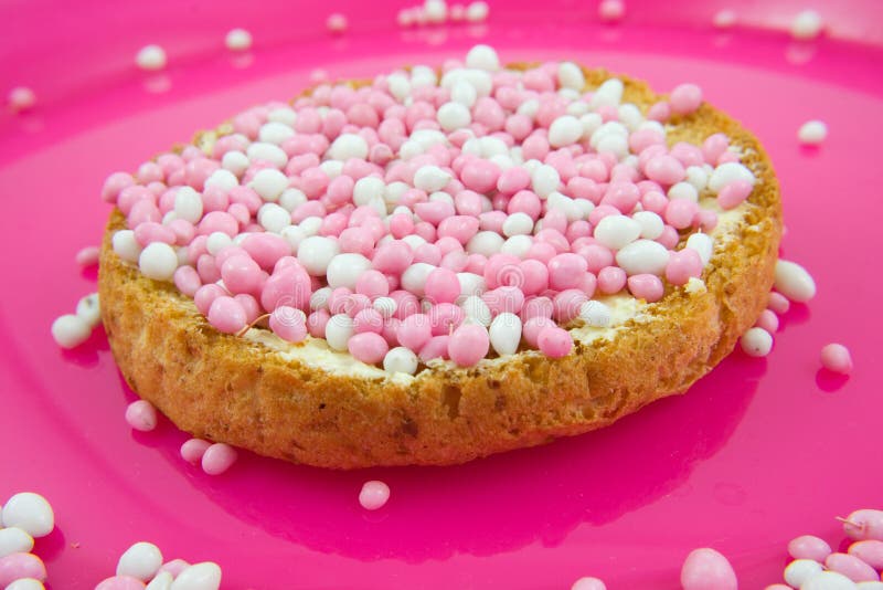 De Beschuit Met Roze Anijszaadballen, Muisjes, Het Typische Nederlands ...