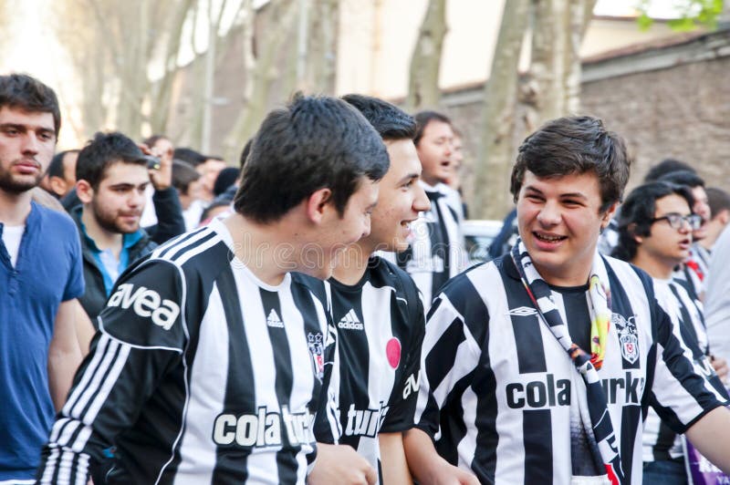 Besiktas Fans editorial stock image. Image of score, people - 24393394