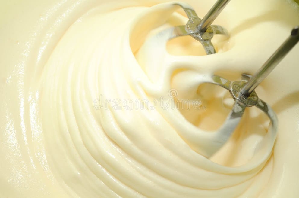 Beslag Dat Met Mixer Wordt Geranseld Stock Afbeelding - Image of mengen ...