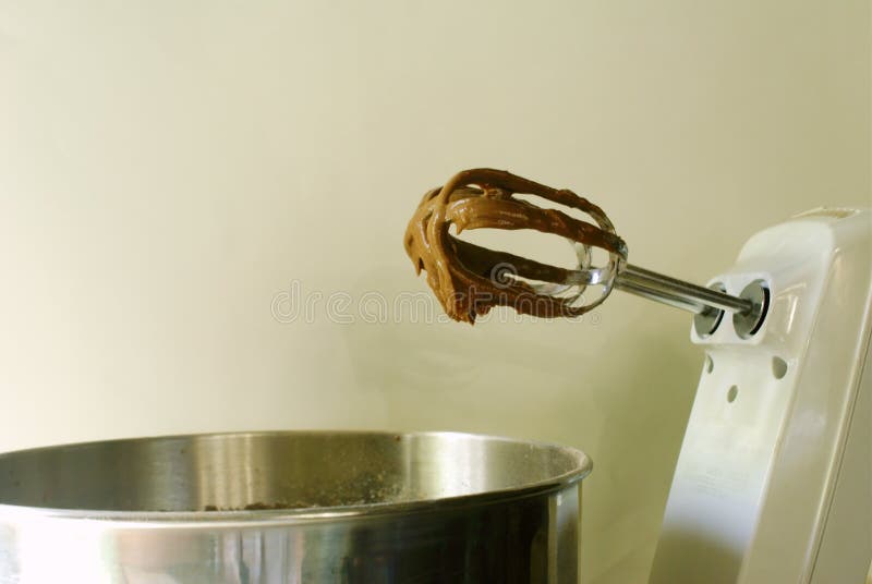Beslag in een mixer stock foto. Image of klopper, koekjes - 1227412