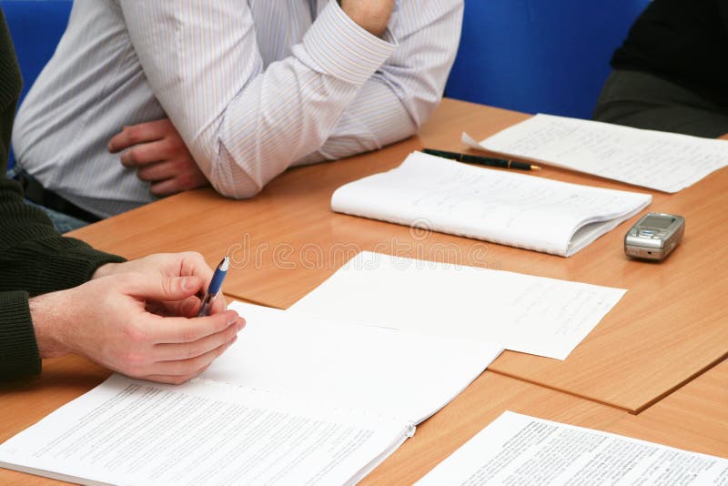 Bespreking Over De Vergadering Stock Foto - Image of collega, handen ...