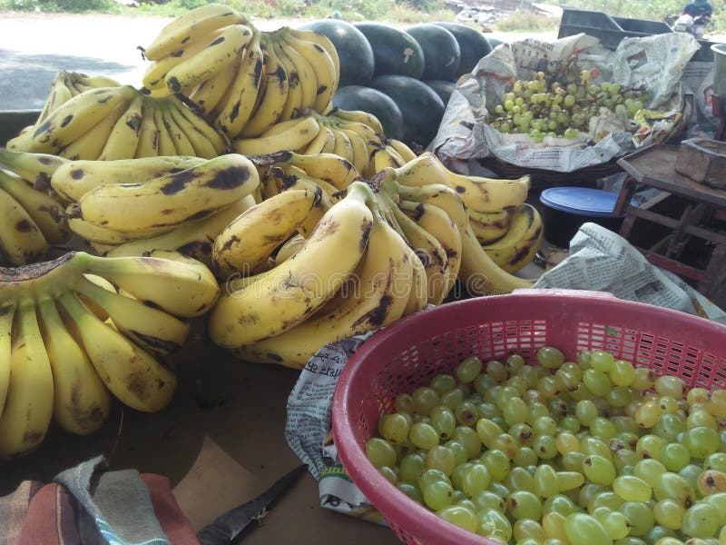 Best Friut and Yellow Bananas Stock Photo - Image of fruit, freshfruit ...