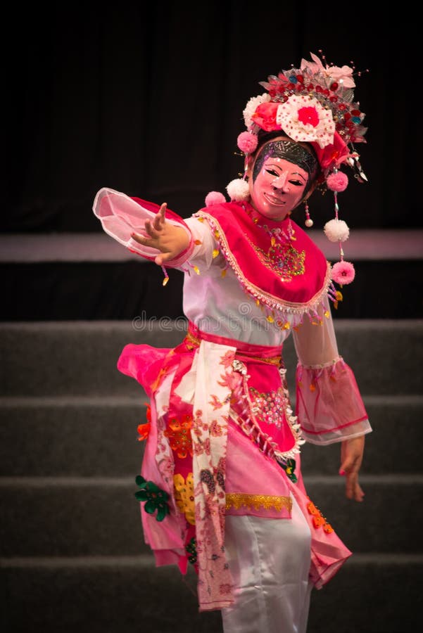 Betawi Mask Dance Performance at Parade Tari Nusantara 2014 Editorial ...