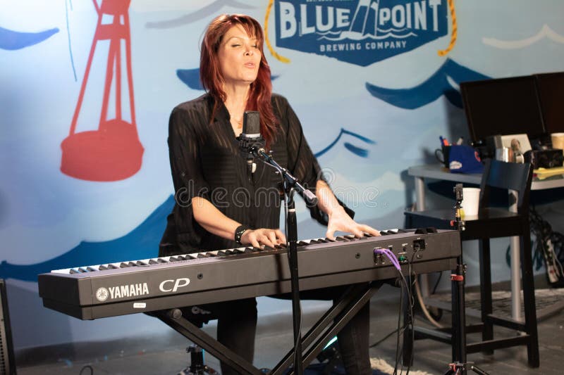 Beth Hart Films a Session in Brooklyn Editorial Stock Image - Image of ...