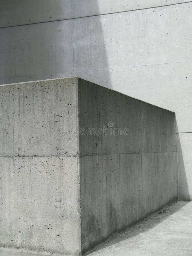 Betonmauer stockfoto. Bild von vertikal, einfarbig, gebäude - 13515320