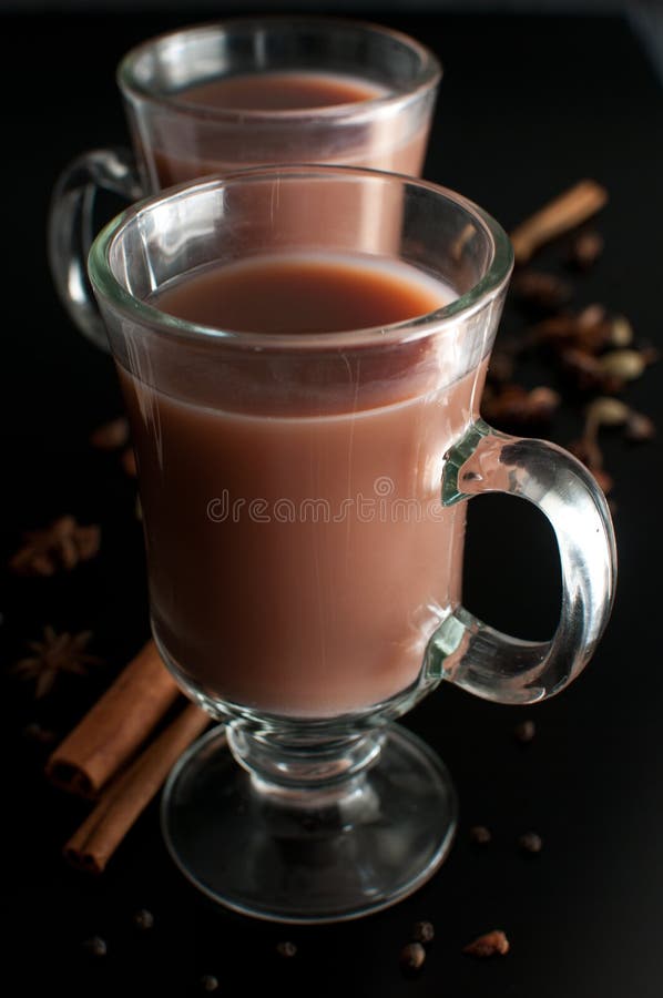 Cioccolata Calda O Bevanda Al Cioccolato Fotografia Stock - Immagine di ...