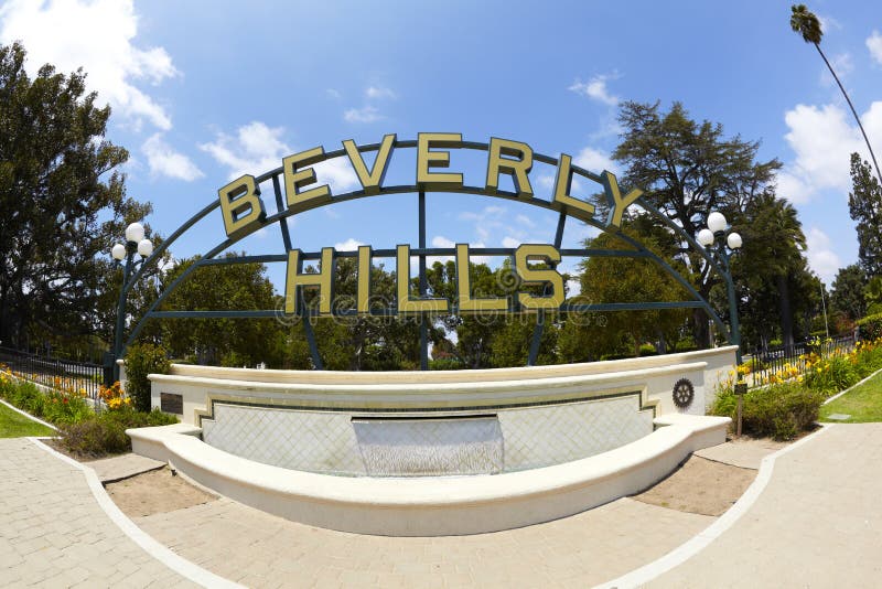 Beverly Hills Park Sign editorial stock photo. Image of landmark - 17705438