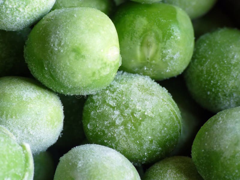 Bevroren Erwten in Een Glazen Pot. Bevriezing is Een Veilige Methode Om ...