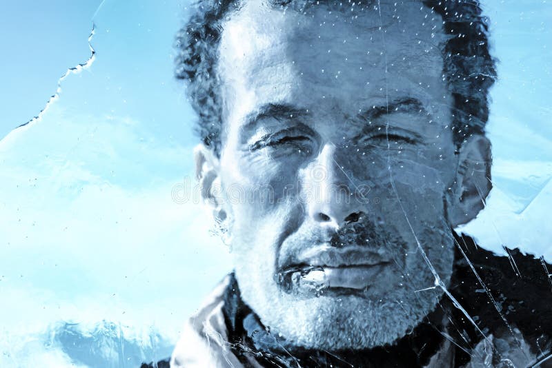 Close-up Van Een Bevroren Mannengezicht Stock Afbeelding - Image of ...