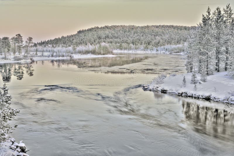 Bevroren Meer in Inari, Finland Stock Foto - Image of rivier ...