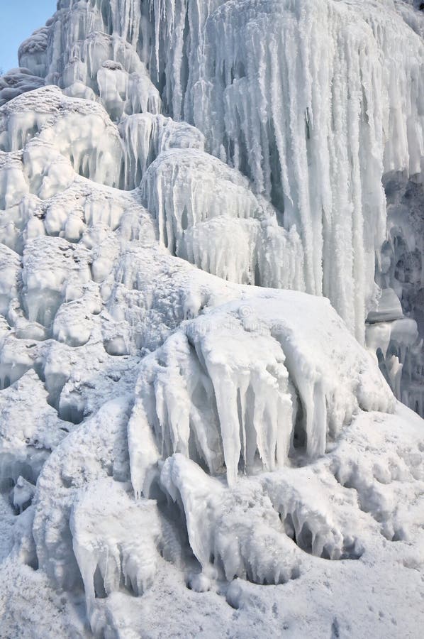 Bevroren Watervallen in De Noord-Kaukasus, Karachay-Cherkess Repub ...
