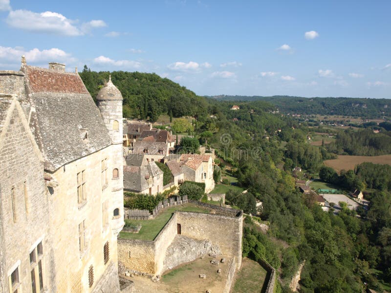 Beynac castle side view stock photo. Image of france - 27570974