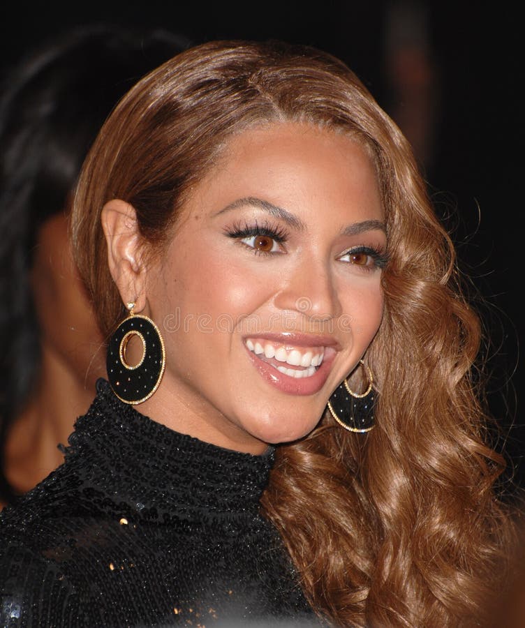 Beyonce Knowles editorial photography. Image of duets - 30012692