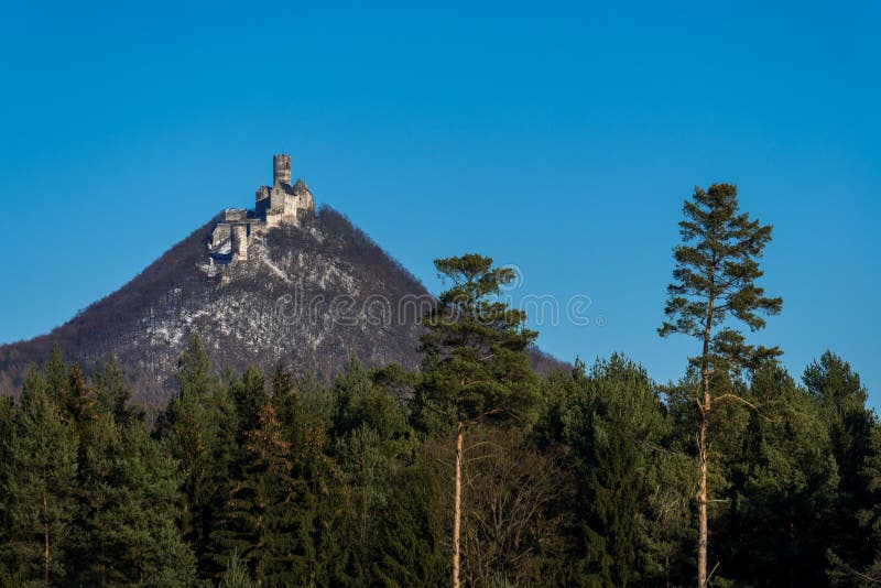 Bezdez castle - air photo stock image. Image of gothic - 11492969