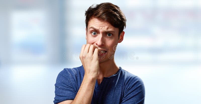 Bezorgd mensengezicht stock afbeelding. Image of geïsoleerd - 93058947